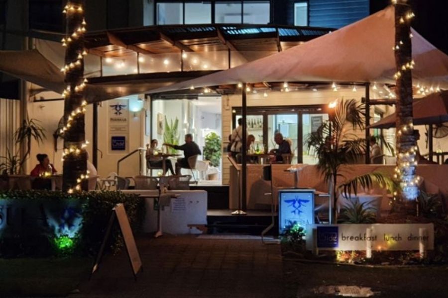 Hi Tide Restaurant Dining In Port Douglas Port Douglas Peninsula hi-tide-restaurant-dining-in-port-douglas-port-douglas-peninsula